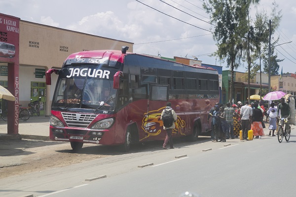 Uganda-Rwanda border bus operators withdraw their fleet - Rwanda Today